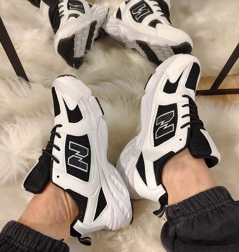 Sneakers - Bella - SKO/SNEAKERS/SANDALER - Mode By B